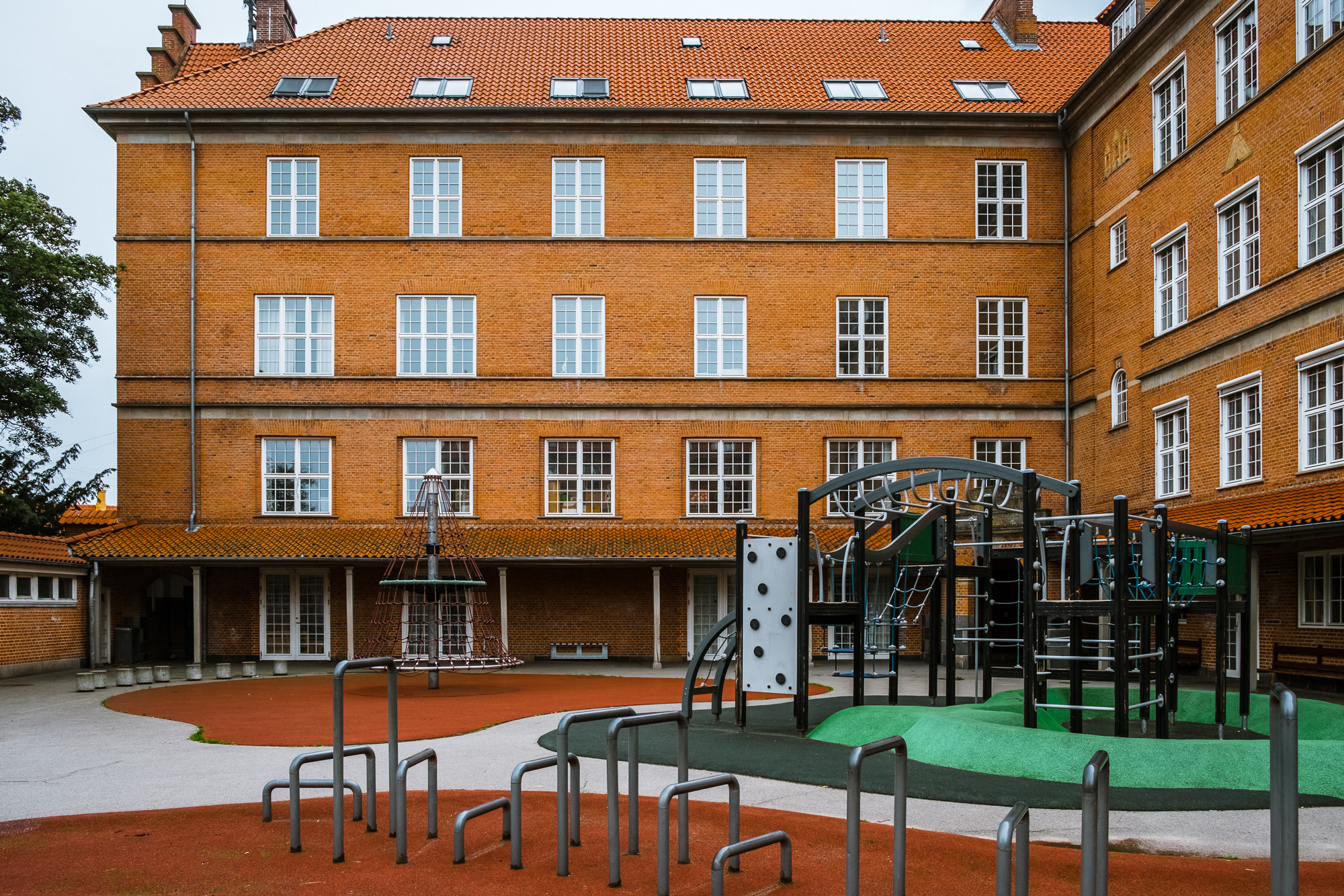 Nyboder Skoles multisal - Dansk Arkitektur Center - DAC